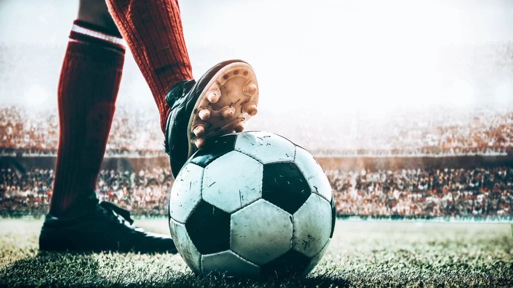 10 Best Workouts for Football Players to Maximize Training - Sportzz World